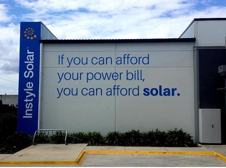 Using Hand-Painted Signs | North Lakes Signs